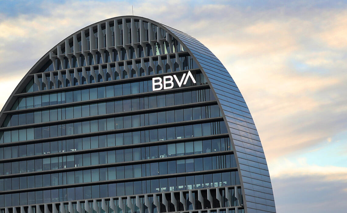 BBVA México destina 578 mdp al mes para movilidad híbrida y eléctrica ...